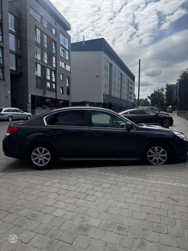 Grey Subaru Legacy 2011 in Vilnius, with an engine capacity of 2.00 L and mileage of 283 thousand km for 3000 €, photo 1 on AUTOMOTO.COM.LV