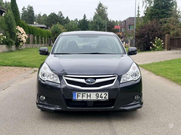 Subaru Legacy 2011 in Vilnius on AUTOMOTO.COM.LV Grey Subaru Legacy 2011 in Vilnius, with an engine capacity of 1.99 L and mileage of 320 thousand km for 3250 β¬, photo 3 on AUTOMOTO.COM.LV