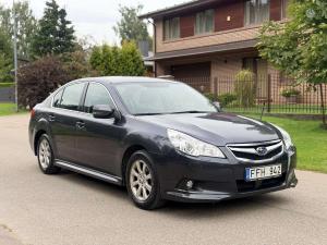 Grey Subaru Legacy 2011 in Vilnius, with an engine capacity of 1.99 L and mileage of 320 thousand km for 3250 €, photo 4 on AUTOMOTO.COM.LV