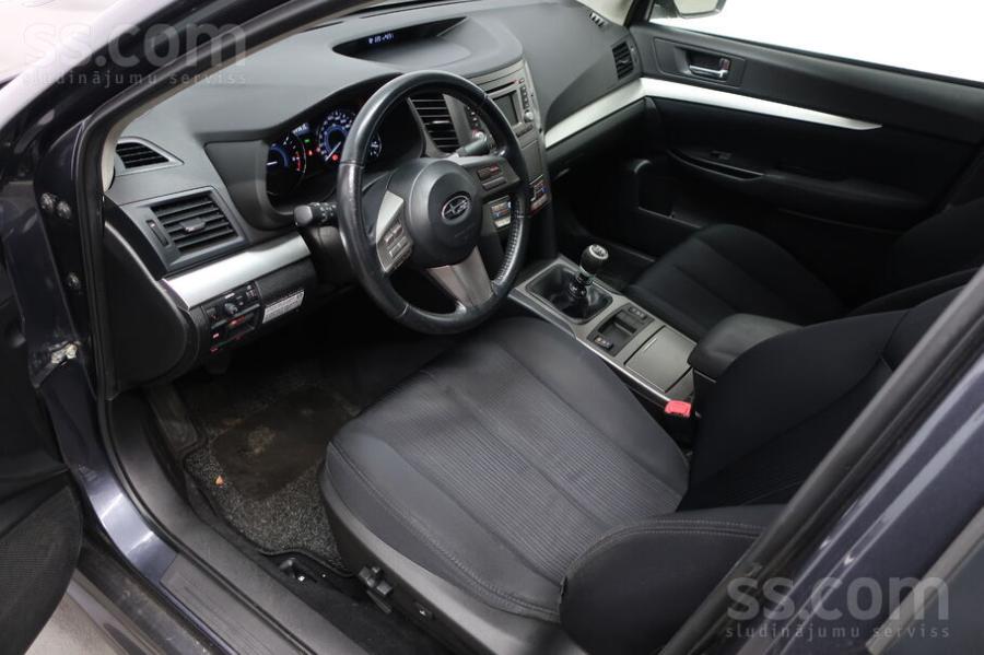 Pelēks Subaru Legacy 2012 Rīga, ar dzinēja tilpumu 2.00 L un nobraukumu 226 tūkst. km par 4900 €, foto 7 vietnē AUTOMOTO.COM.LV