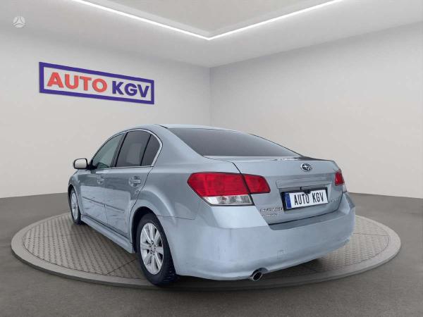 Grey Subaru Legacy 2012 in Vilnius, with an engine capacity of 2.50 L and mileage of 184 thousand km for 5099 €, photo 3 on AUTOMOTO.COM.LV