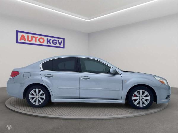 Grey Subaru Legacy 2012 in Vilnius, with an engine capacity of 2.50 L and mileage of 184 thousand km for 5099 €, photo 5 on AUTOMOTO.COM.LV