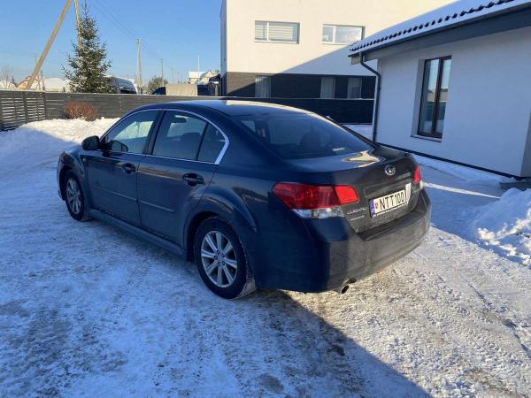 Pelēks Subaru Legacy 2012 Ukmergė, ar dzinēja tilpumu 2.46 L un nobraukumu 350 tūkst. km par 3600 €, foto 3 vietnē AUTOMOTO.COM.LV