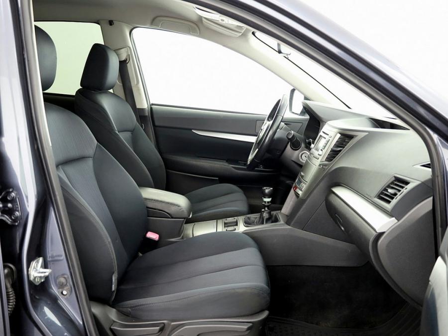Grey Subaru Legacy 2012 in Tallinn, with an engine capacity of 2.00 L and mileage of 229 thousand km for 2799 €, photo 14 on AUTOMOTO.COM.LV