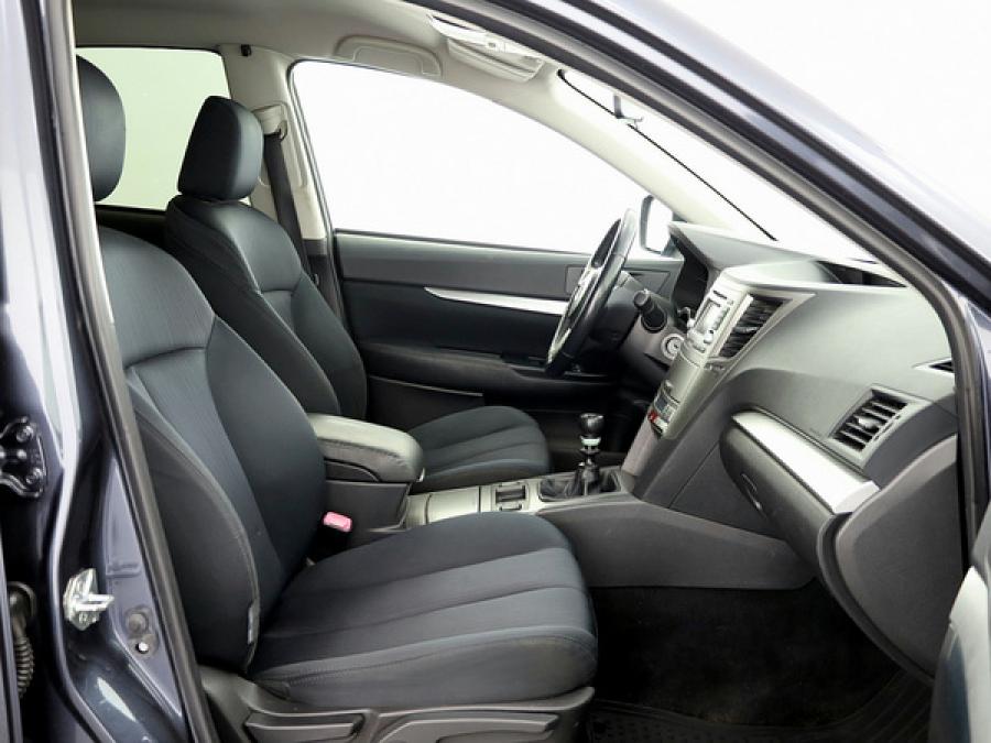Pelēks Subaru Legacy 2012 Tallina, ar dzinēja tilpumu 2.00 L un nobraukumu 229 tūkst. km par 2599 €, foto 7 vietnē AUTOMOTO.COM.LV