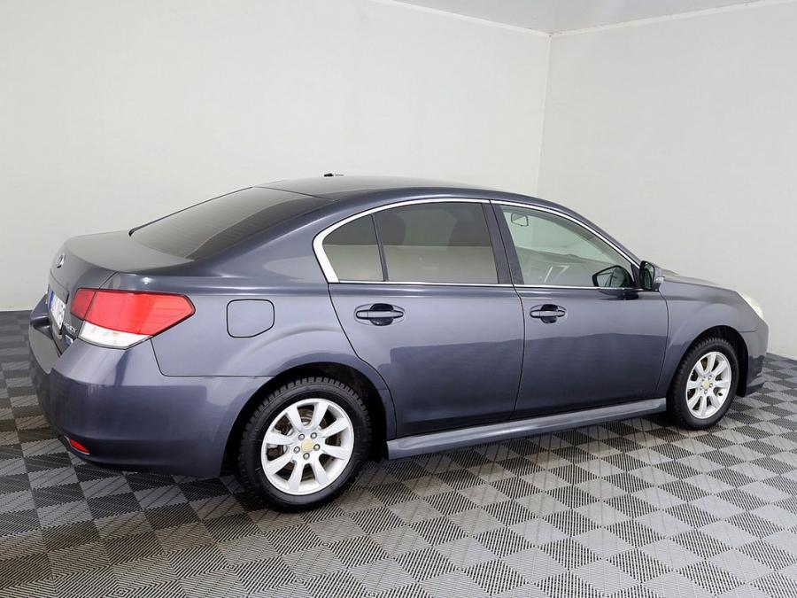 Pelēks Subaru Legacy 2012 Tallina, ar dzinēja tilpumu 2.00 L un nobraukumu 229 tūkst. km par 2599 €, foto 11 vietnē AUTOMOTO.COM.LV