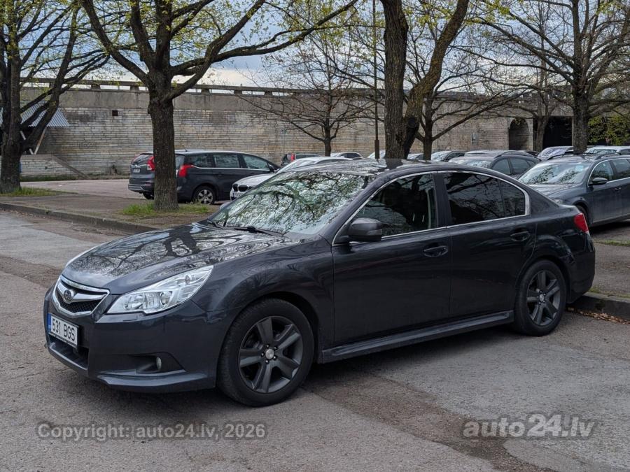 Grey Subaru Legacy 2012 in Tallinn, with an engine capacity of 2.50 L and mileage of 150 thousand km for 5990 €, photo 5 on AUTOMOTO.COM.LV