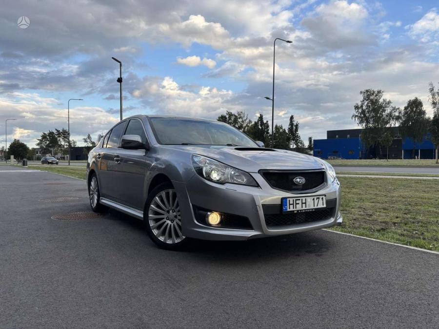 Grey Subaru Legacy 2012 in Klaipeda, with an engine capacity of 2.00 L and mileage of 341 thousand km for 3500 €, photo 1 on AUTOMOTO.COM.LV