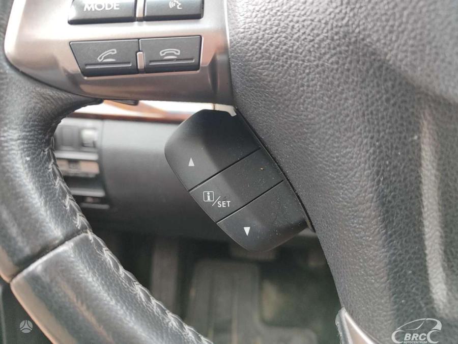 Grey Subaru Legacy 2013 in Klaipeda, with an engine capacity of 3.63 L and mileage of 111 thousand km for 9300 €, photo 24 on AUTOMOTO.COM.LV