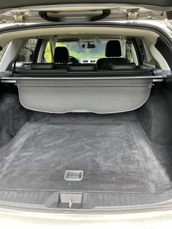 Pelēks Subaru Legacy 2015 Kauņa, ar dzinēja tilpumu 2.00 L un nobraukumu 225 tūkst. km par 6500 €, foto 8 vietnē AUTOMOTO.COM.LV