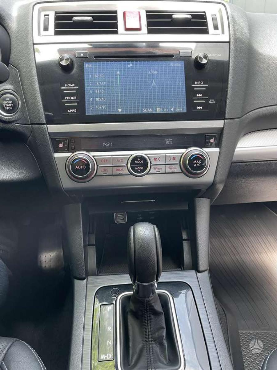 Grey Subaru Legacy 2015 in Kaunas, with an engine capacity of 2.00 L and mileage of 225 thousand km for 6500 €, photo 5 on AUTOMOTO.COM.LV