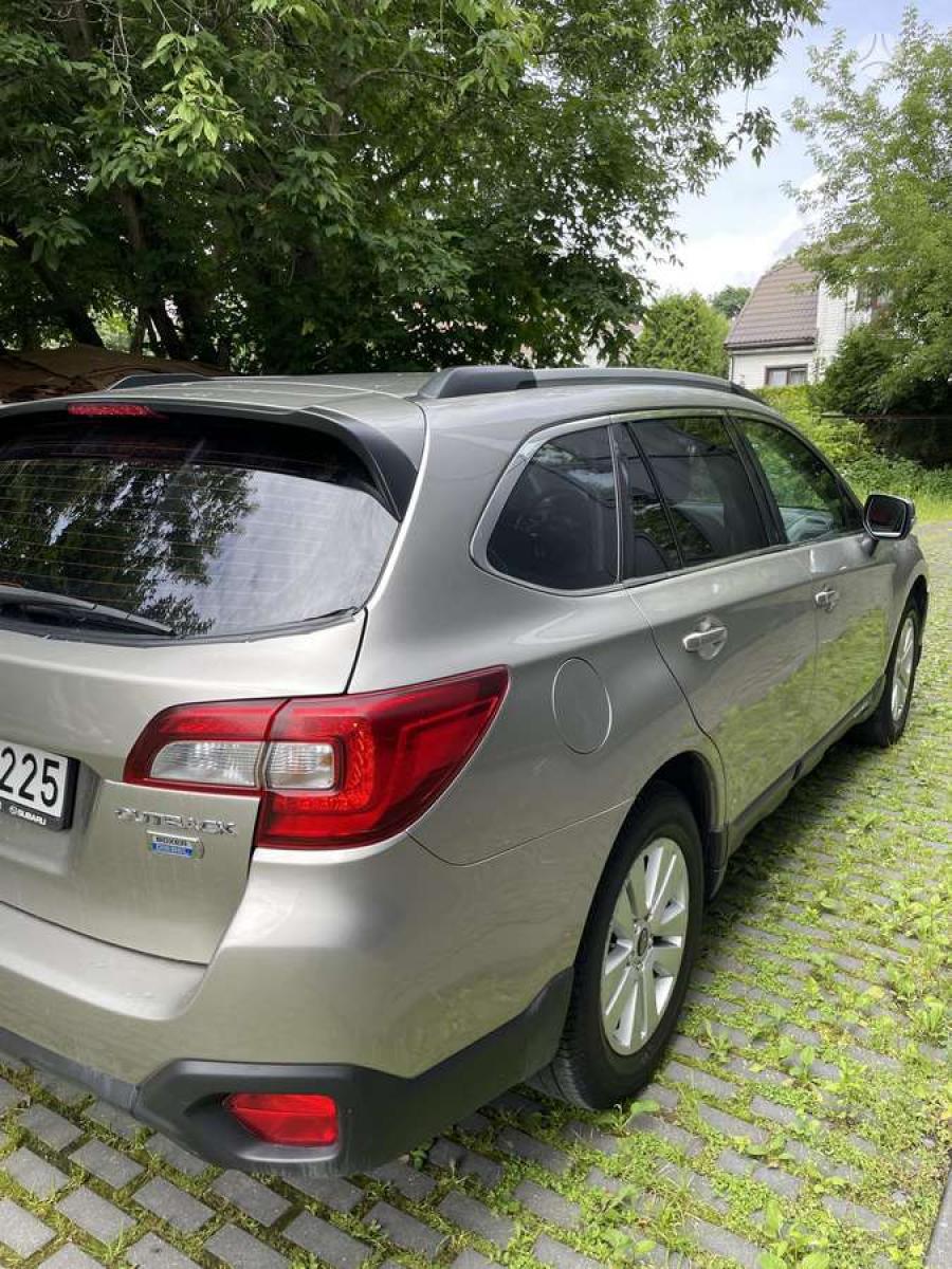 Grey Subaru Legacy 2015 in Kaunas, with an engine capacity of 2.00 L and mileage of 225 thousand km for 6500 €, photo 16 on AUTOMOTO.COM.LV