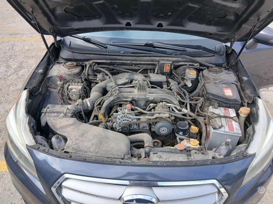 Grey Subaru Legacy 2015 in Vilnius, with an engine capacity of 2.50 L and mileage of 261 thousand km for 7499 €, photo 9 on AUTOMOTO.COM.LV