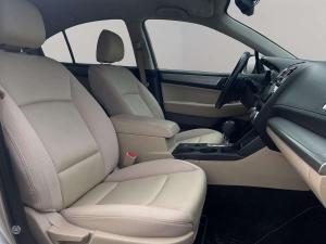 Pelēks Subaru Legacy 2015 Viļņa, ar dzinēja tilpumu 2.50 L un nobraukumu 362 tūkst. km par 8499 €, foto 9 vietnē AUTOMOTO.COM.LV