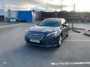 Pelēks Subaru Legacy 2017 Klaipėda, ar dzinēja tilpumu 2.50 L un nobraukumu 105 tūkst. km par 12000 €, foto 2 vietnē AUTOMOTO.COM.LV