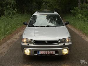 Grey Subaru Legacy 1996 in Jurbarkas, with an engine capacity of 2.20 L and mileage of 281 thousand km for 2150 €, photo 3 on AUTOMOTO.COM.LV