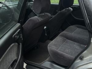 Grey Subaru Legacy 1996 in Jurbarkas, with an engine capacity of 2.20 L and mileage of 281 thousand km for 2150 €, photo 8 on AUTOMOTO.COM.LV