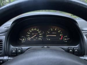 Grey Subaru Legacy 1996 in Jurbarkas, with an engine capacity of 2.20 L and mileage of 281 thousand km for 2150 €, photo 11 on AUTOMOTO.COM.LV
