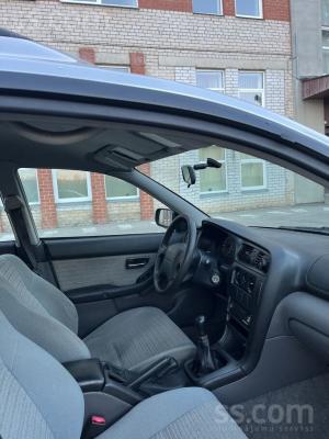 Grey Subaru Legacy 2000 in Valmiera, with an engine capacity of 2.00 L and mileage of 225 thousand km for 2250 €, photo 10 on AUTOMOTO.COM.LV