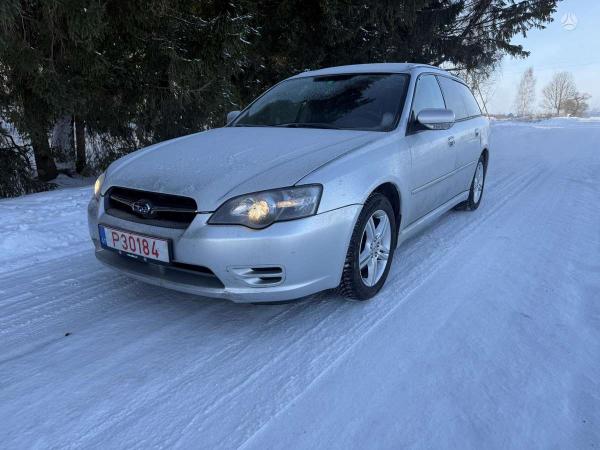 Pelēks Subaru Legacy 2003 Utena, ar dzinēja tilpumu 1.99 L un nobraukumu 300 tūkst. km par 2999 €, foto 2 vietnē AUTOMOTO.COM.LV