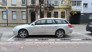 Pelēks Subaru Legacy 2003 Viļņa, ar dzinēja tilpumu 2.50 L un nobraukumu 421 tūkst. km par 1900 €, foto 6 vietnē AUTOMOTO.COM.LV