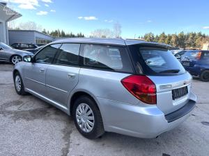 Grey Subaru Legacy 2004 in Utena, with an engine capacity of 2.00 L and mileage of 248 thousand km for 2200 €, photo 4 on AUTOMOTO.COM.LV