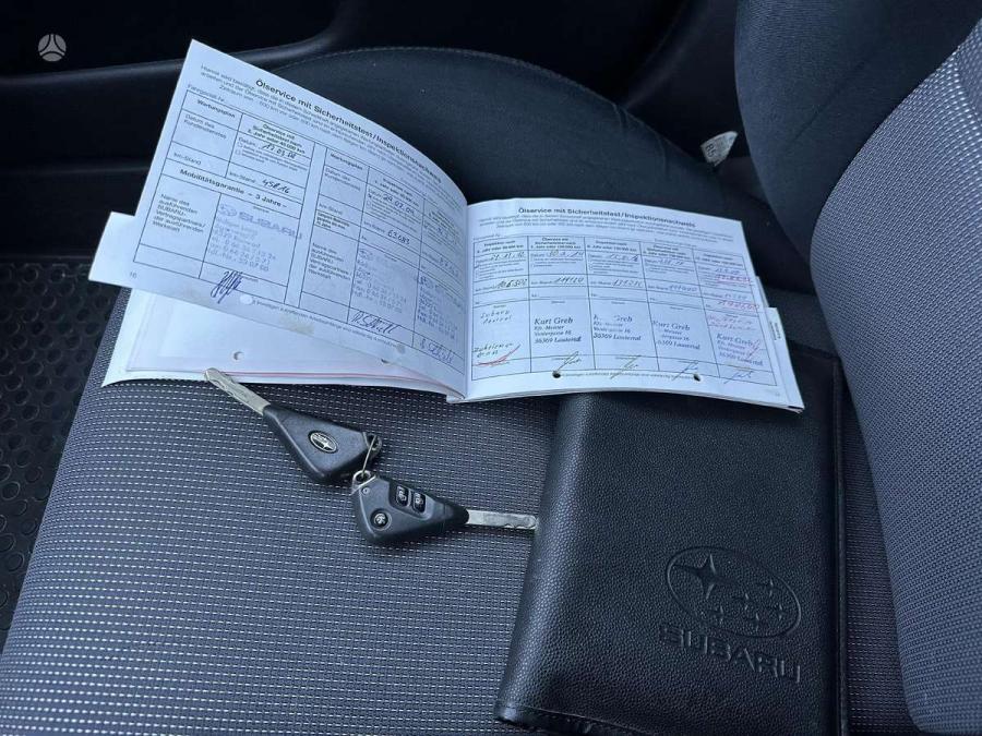 Pelēks Subaru Legacy 2004 Prienai, ar dzinēja tilpumu 2.46 L un nobraukumu 172 tūkst. km par 2600 €, foto 18 vietnē AUTOMOTO.COM.LV