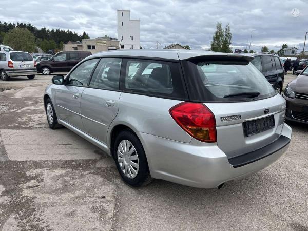 Grey Subaru Legacy 2004 in Utena, with an engine capacity of 1.99 L and mileage of 258 thousand km for 2250 €, photo 4 on AUTOMOTO.COM.LV