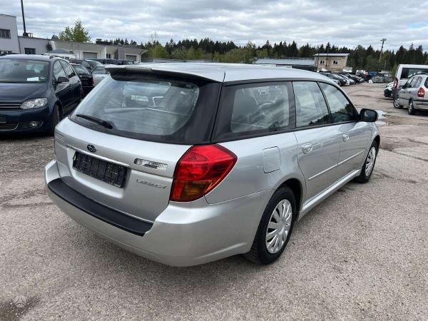 Grey Subaru Legacy 2004 in Utena, with an engine capacity of 1.99 L and mileage of 258 thousand km for 2250 €, photo 6 on AUTOMOTO.COM.LV