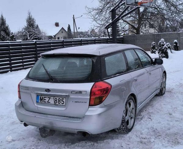 Pelēks Subaru Legacy 2004 Kauņa, ar dzinēja tilpumu 3.00 L un nobraukumu 267 tūkst. km par 3350 €, foto 5 vietnē AUTOMOTO.COM.LV