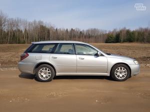 Grey Subaru Legacy 2004 in Vilnius, with an engine capacity of 2.50 L and mileage of 425 thousand km for 499 €, photo 2 on AUTOMOTO.COM.LV