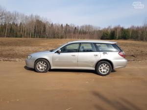 Grey Subaru Legacy 2004 in Vilnius, with an engine capacity of 2.50 L and mileage of 425 thousand km for 499 €, photo 5 on AUTOMOTO.COM.LV