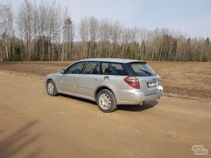Grey Subaru Legacy 2004 in Vilnius, with an engine capacity of 2.50 L and mileage of 425 thousand km for 499 €, photo 6 on AUTOMOTO.COM.LV