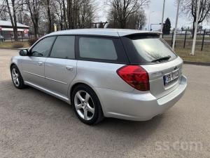 Grey Subaru Legacy 2004 in Ogre, with an engine capacity of 3.00 L and mileage of 247 thousand km for 2960 €, photo 6 on AUTOMOTO.COM.LV