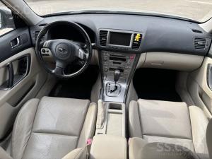 Grey Subaru Legacy 2004 in Ogre, with an engine capacity of 3.00 L and mileage of 247 thousand km for 2960 €, photo 10 on AUTOMOTO.COM.LV