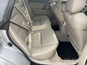 Grey Subaru Legacy 2004 in Ogre, with an engine capacity of 3.00 L and mileage of 247 thousand km for 2960 €, photo 14 on AUTOMOTO.COM.LV