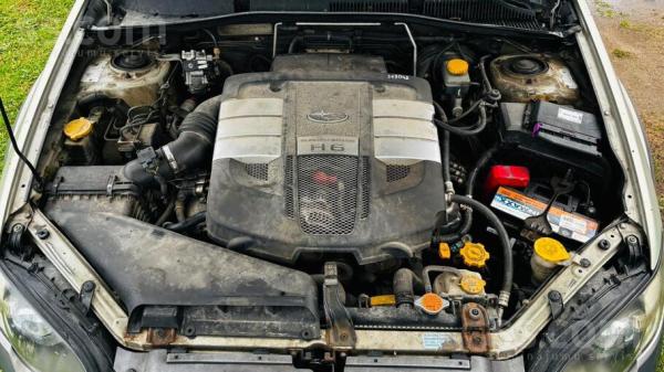 Pelēks Subaru Legacy 2004 Madona, ar dzinēja tilpumu 3.00 L un nobraukumu 321 tūkst. km par 2050 €, foto 6 vietnē AUTOMOTO.COM.LV