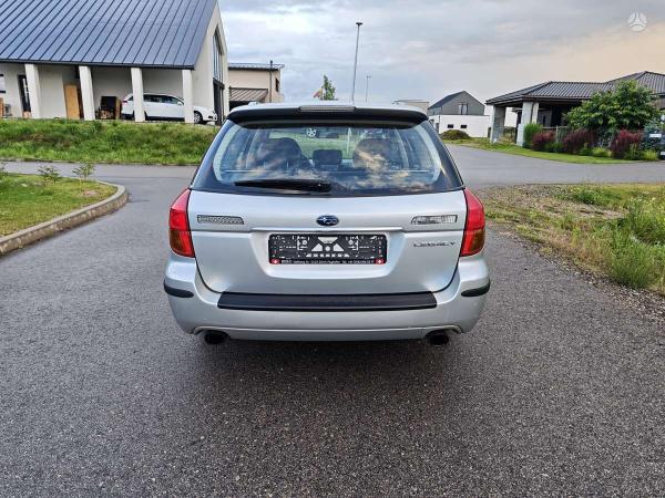 Pelēks Subaru Legacy 2004 Viļņa, ar dzinēja tilpumu 2.46 L un nobraukumu 211 tūkst. km par 3250 €, foto 6 vietnē AUTOMOTO.COM.LV