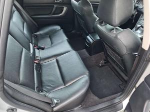Grey Subaru Legacy 2004 in Vilnius, with an engine capacity of 2.46 L and mileage of 211 thousand km for 3250 €, photo 11 on AUTOMOTO.COM.LV