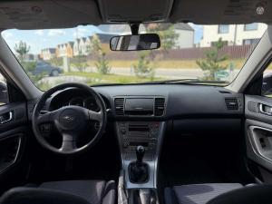 Grey Subaru Legacy 2005 in Vilnius, with an engine capacity of 1.99 L and mileage of 303 thousand km for 2850 €, photo 11 on AUTOMOTO.COM.LV