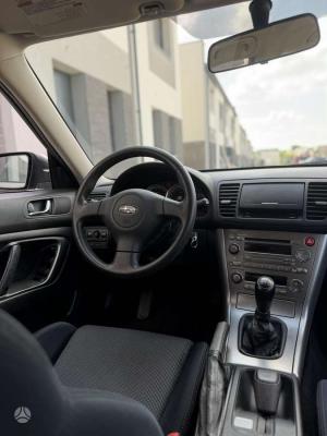 Grey Subaru Legacy 2005 in Vilnius, with an engine capacity of 1.99 L and mileage of 303 thousand km for 2850 €, photo 12 on AUTOMOTO.COM.LV