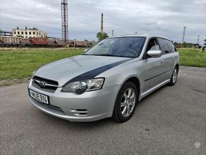 Pelēks Subaru Legacy 2005 Akmenė, ar dzinēja tilpumu 1.99 L un nobraukumu 221 tūkst. km par 1500 €, foto  vietnē AUTOMOTO.COM.LV