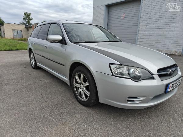 Pelēks Subaru Legacy 2005 Akmenė, ar dzinēja tilpumu 2.00 L un nobraukumu 221 tūkst. km par 1400 €, foto 3 vietnē AUTOMOTO.COM.LV