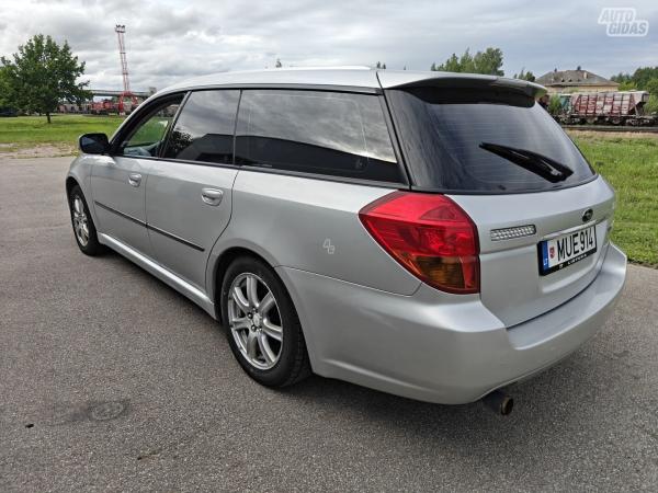 Pelēks Subaru Legacy 2005 Akmenė, ar dzinēja tilpumu 2.00 L un nobraukumu 221 tūkst. km par 1400 €, foto 7 vietnē AUTOMOTO.COM.LV
