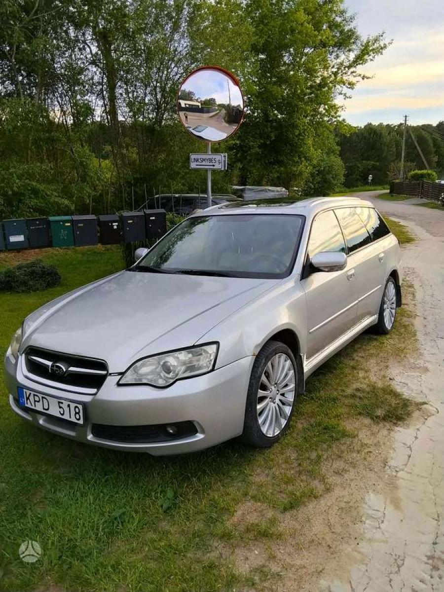 Pelēks Subaru Legacy 2005 Kauņa, ar dzinēja tilpumu 3.00 L un nobraukumu 302 tūkst. km par 2500 €, foto 1 vietnē AUTOMOTO.COM.LV