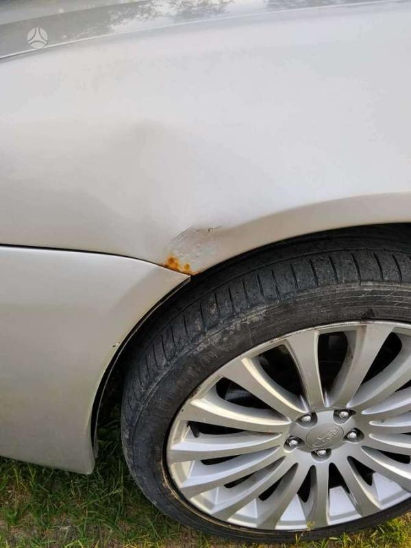 Pelēks Subaru Legacy 2005 Kauņa, ar dzinēja tilpumu 3.00 L un nobraukumu 302 tūkst. km par 2500 €, foto 5 vietnē AUTOMOTO.COM.LV