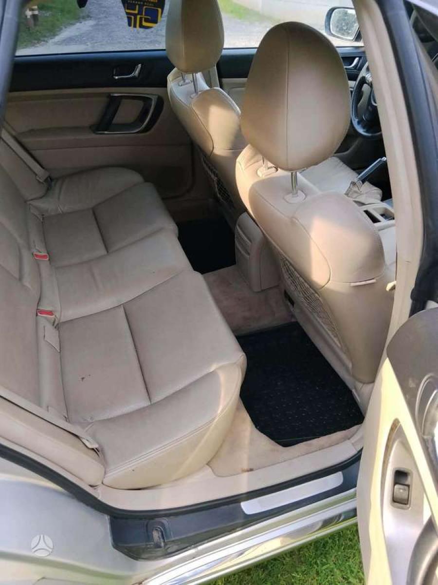 Pelēks Subaru Legacy 2005 Kauņa, ar dzinēja tilpumu 3.00 L un nobraukumu 302 tūkst. km par 2500 €, foto 9 vietnē AUTOMOTO.COM.LV