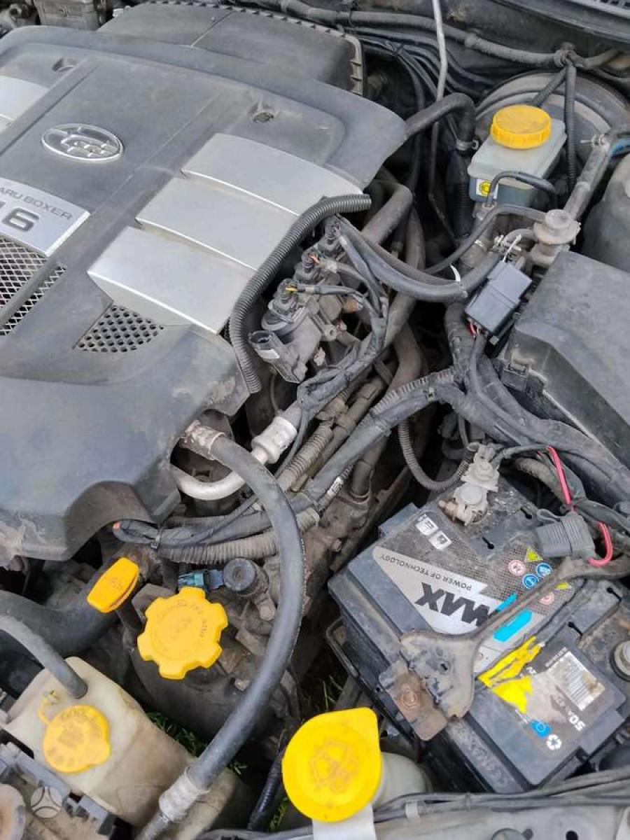 Pelēks Subaru Legacy 2005 Kauņa, ar dzinēja tilpumu 3.00 L un nobraukumu 302 tūkst. km par 2500 €, foto 14 vietnē AUTOMOTO.COM.LV