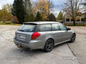 Grey Subaru Legacy 2005 in Voru, with an engine capacity of 2.00 L and mileage of 260 thousand km for 2350 €, photo 4 on AUTOMOTO.COM.LV