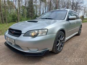 Pelēks Subaru Legacy 2006 Jelgava, ar dzinēja tilpumu 2.50 L un nobraukumu 160 tūkst. km par 2500 €, foto 1 vietnē AUTOMOTO.COM.LV